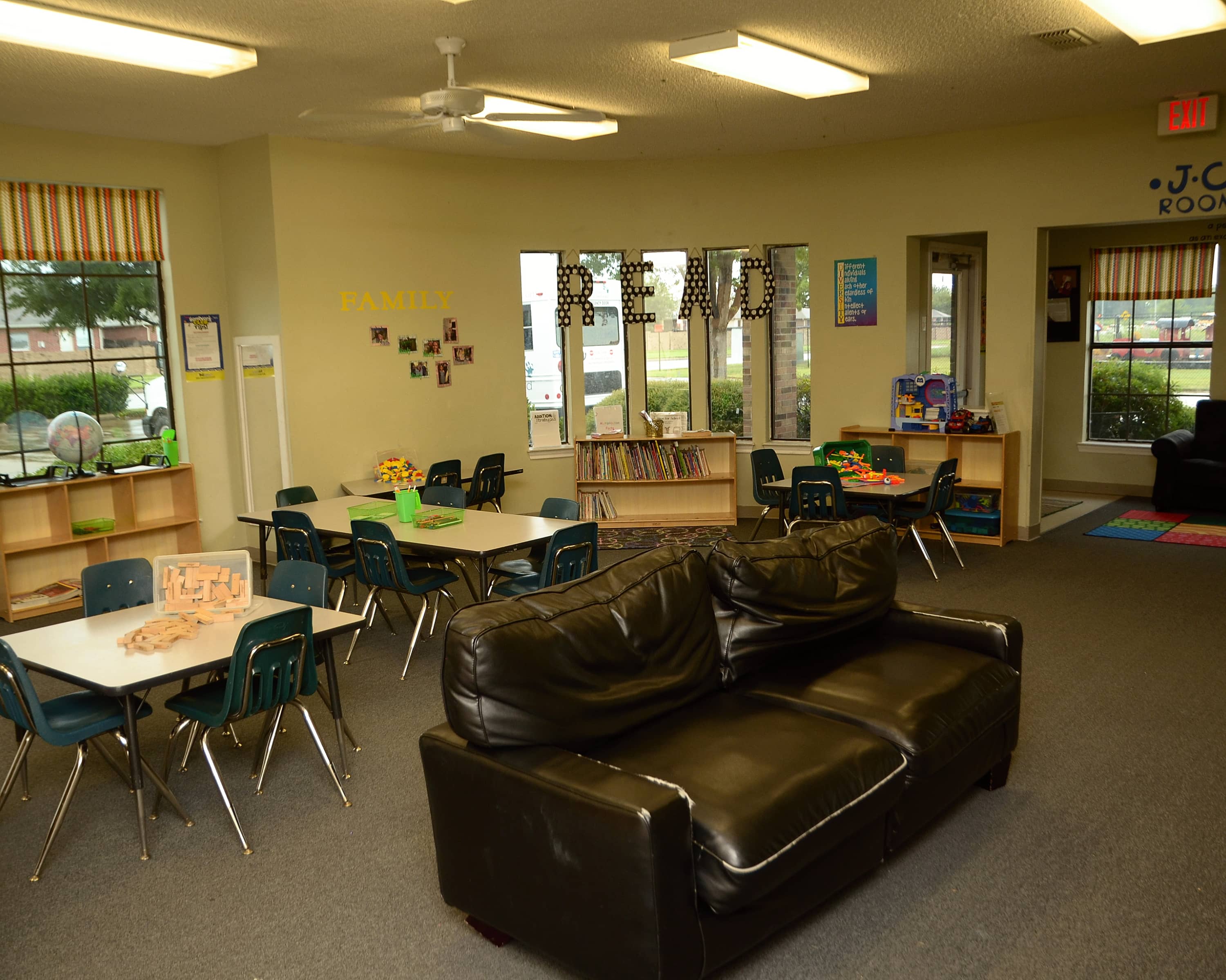 The Children's Courtyard of Fort Worth in Fort Worth, TX | 2301 Western ...